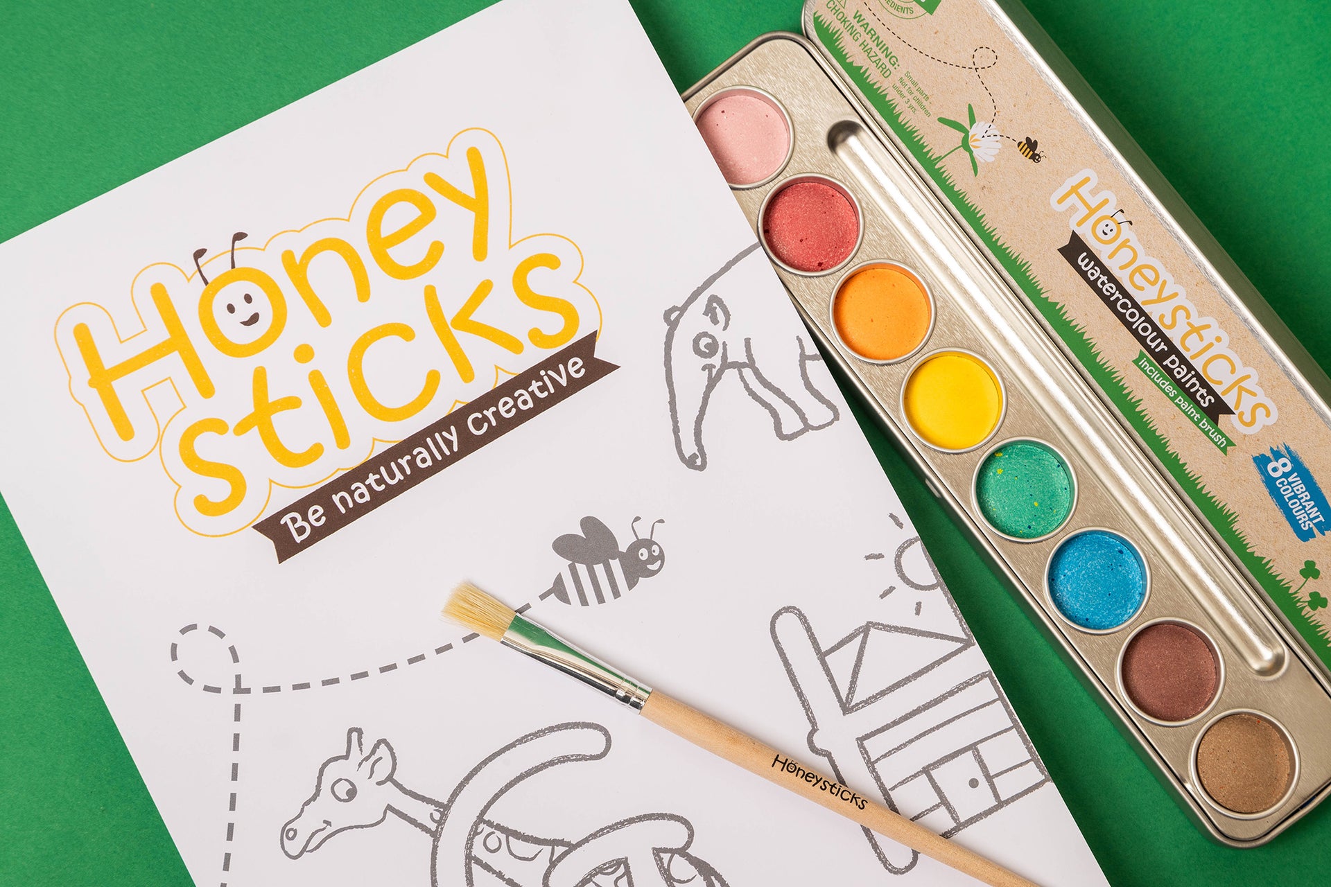 Jumbo Posters and Watercolour Paints Activity Set – Honeysticks NZ